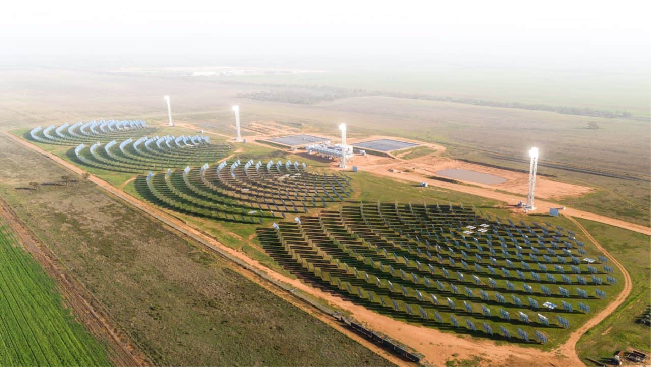 Carwarp | Renewable Energy Storage | Solar Power Technology | RayGen